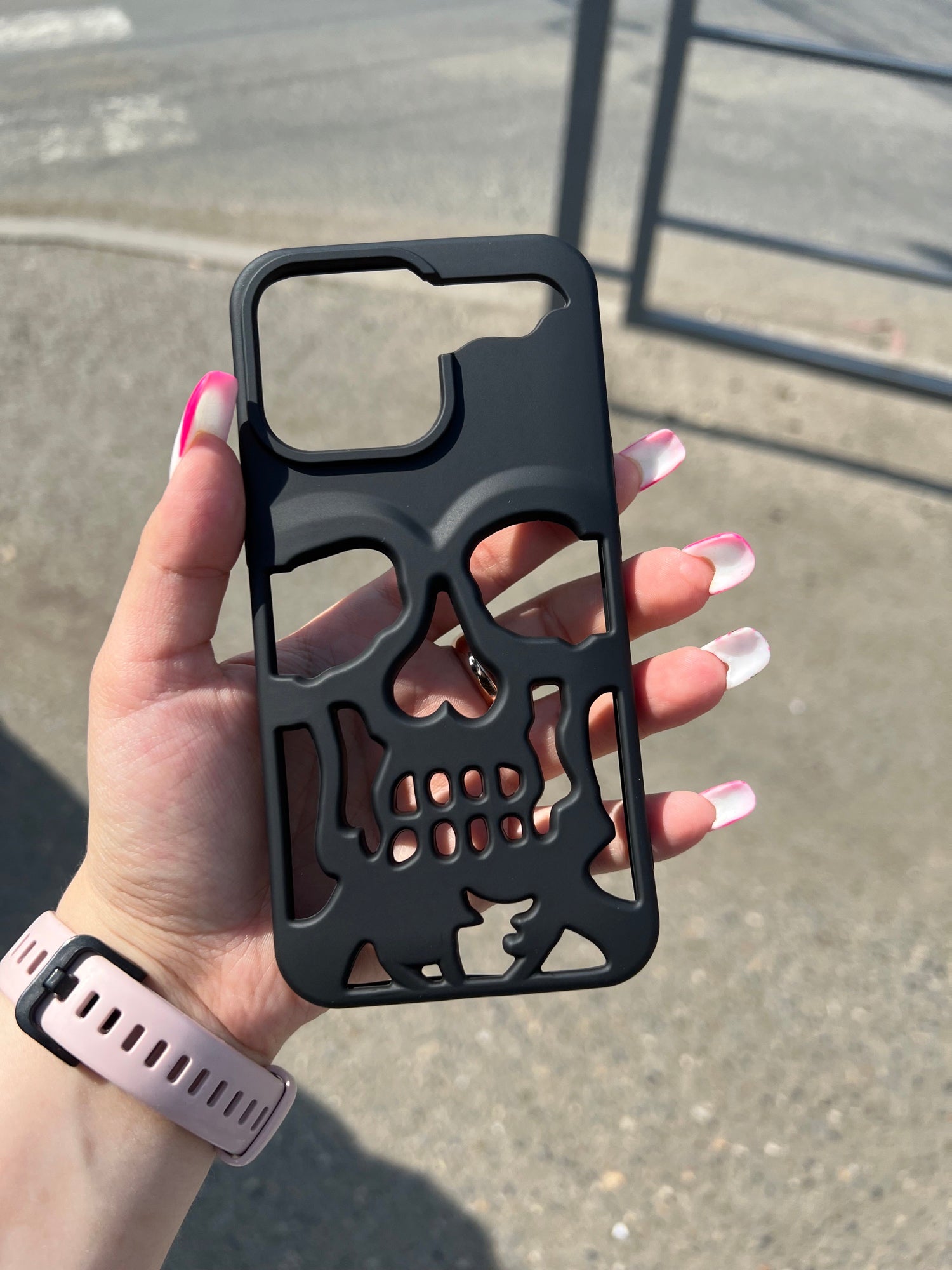 SKULL CASE SKELETON DESIGN – Buys.Pk